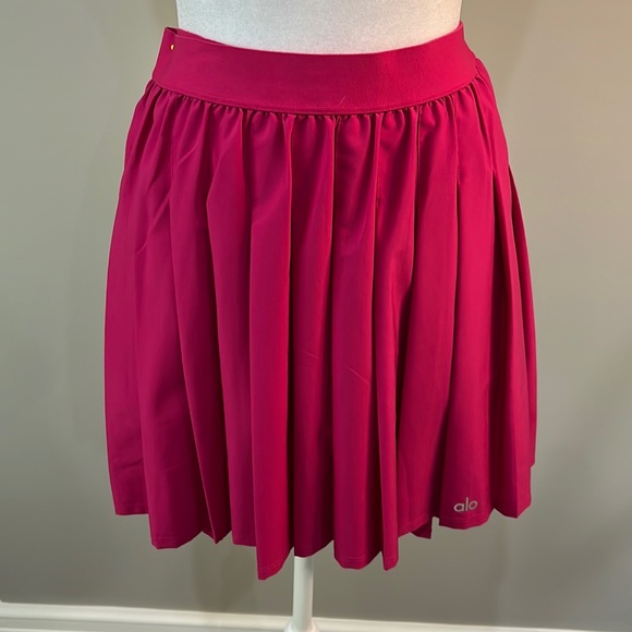 ALO Yoga | Skirts | Fuchsia Colored Pleated Alo Skirt | Poshmark